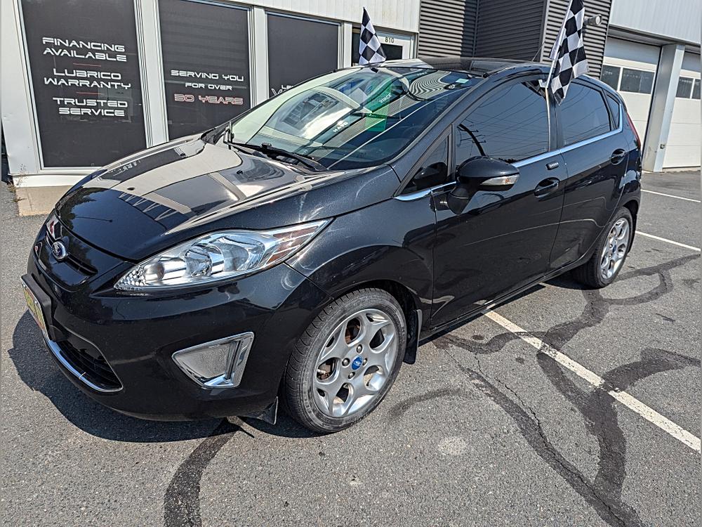 Lee Valley Motors Limited 2013 Ford Fiesta 5dr HB Titanium | Auto ...