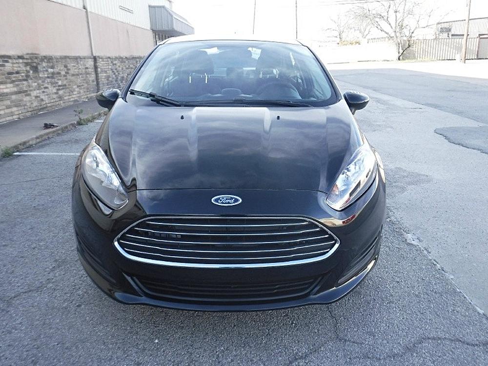 LEGEND AUTOHAUS 2017 Ford Fiesta SE Sedan | Auto dealership in Texas ...