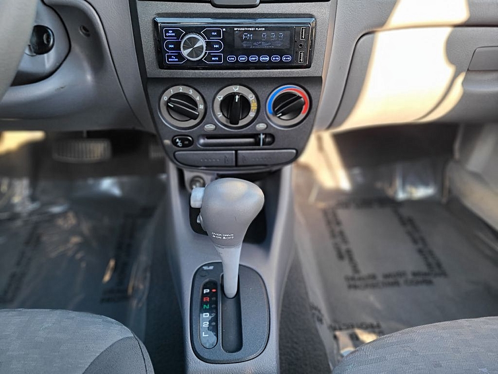 2004 accent interior