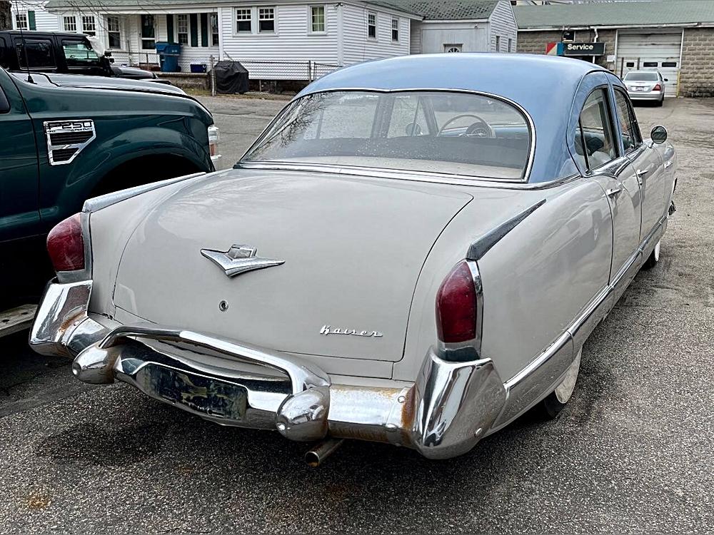 1953 Kaiser Manhattan