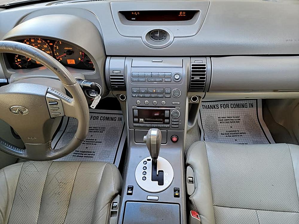2003 g35 interior