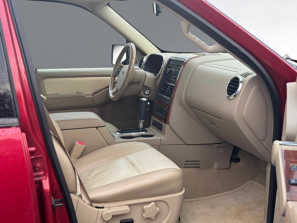 2010 ford explorer interior