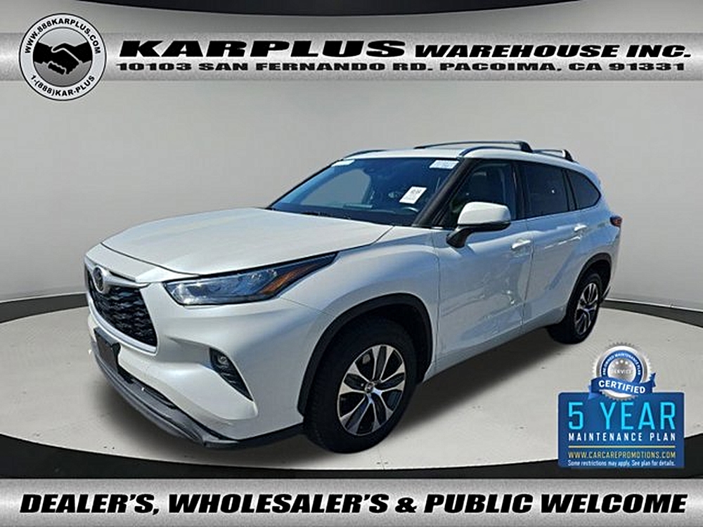 Karplus Warehouse Inc. 2020 Toyota Highlander XLE | Auto dealership in ...