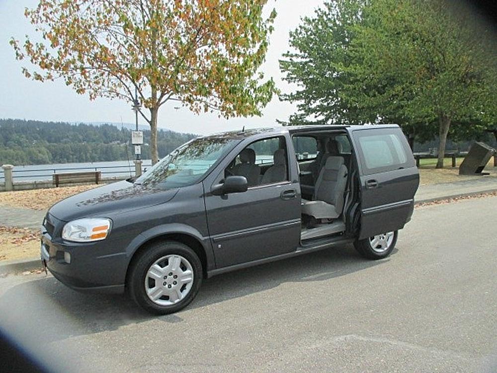 chevrolet uplander ls