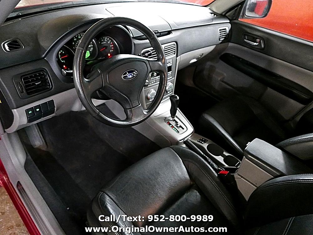 2005 forester interior
