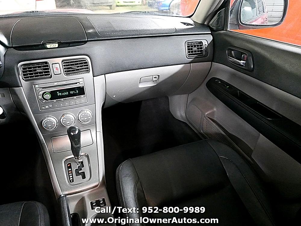 2005 forester interior
