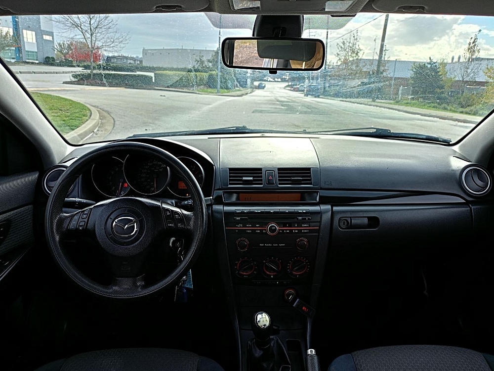 mazda 3 2005 interior