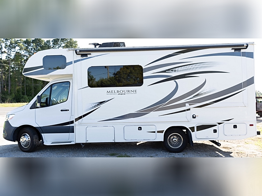 2019 Mercedes-Benz Sprinter 4500 Chassis 4500 Standard Roof 170"