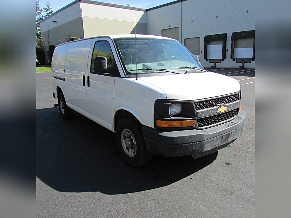 2012 Chevrolet Express Cargo Van RWD 2500 135