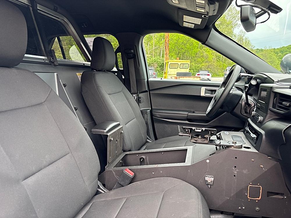 ford explorer interceptor interior