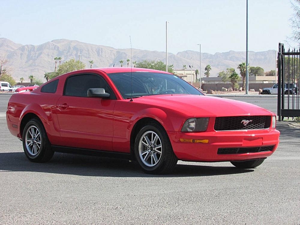 BestAutoBuy 2005 Ford Mustang V6 Deluxe 2dr Fastback | Auto dealership ...