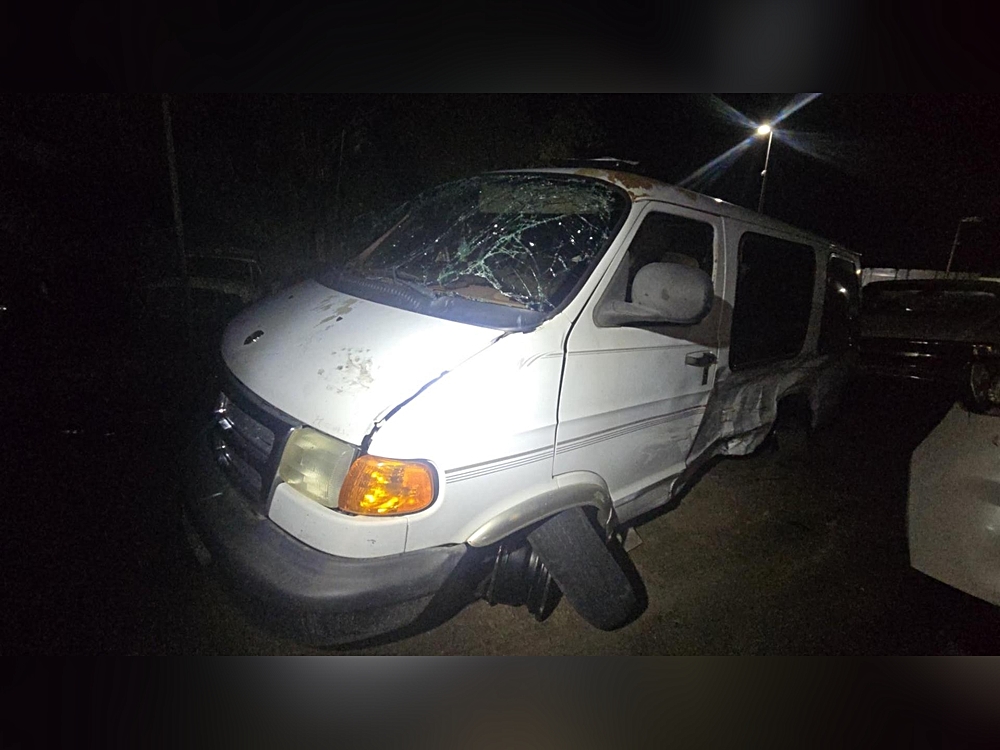 Deer Valley Auto Auction 2000 Dodge Ram Van 1500 1500 109" WB ...