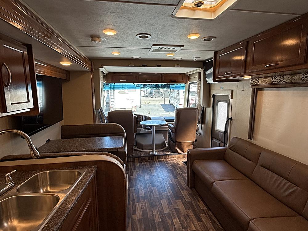 2018 Coachmen PURSUIT 31 SB