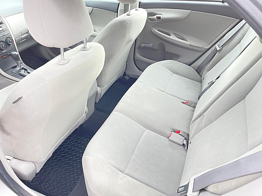 2011 TOYOTA COROLLA 1 OWNER- ONLY 57K LIKE NEW