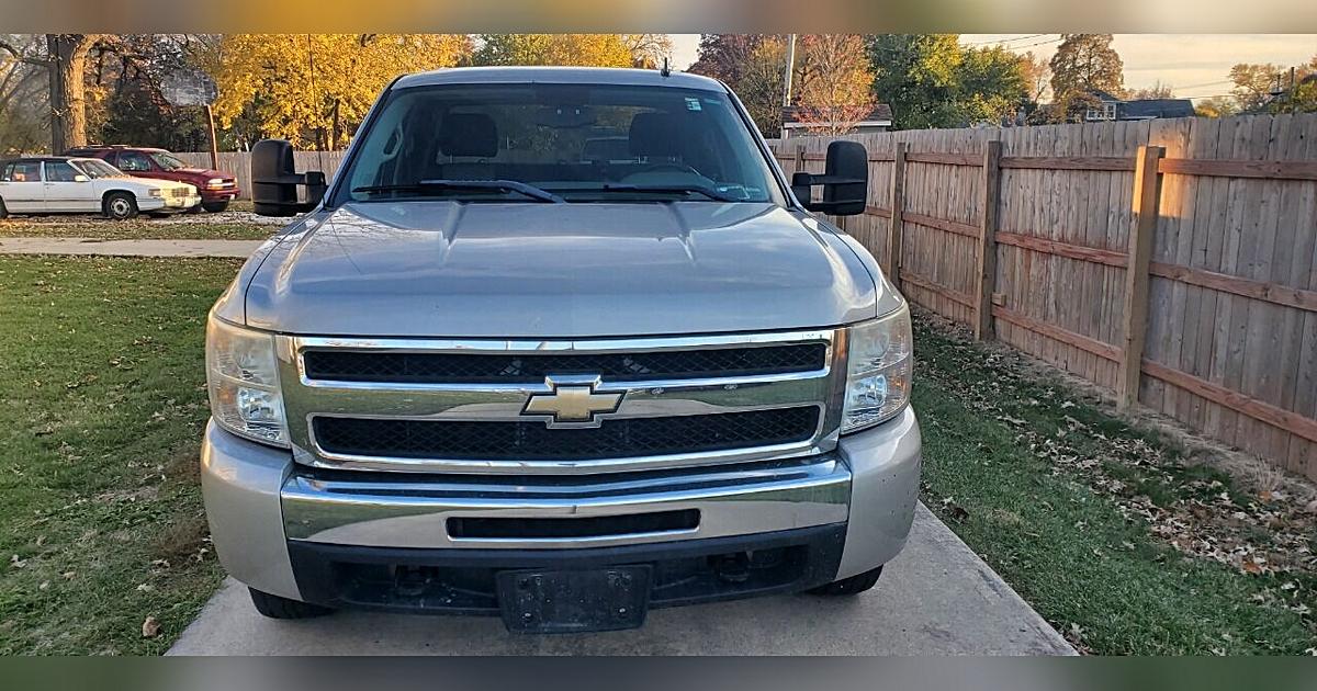 Luxury Cars Xchange 2009 Chevrolet Silverado 1500 LS 4x4 4dr Crew Cab 5 ...