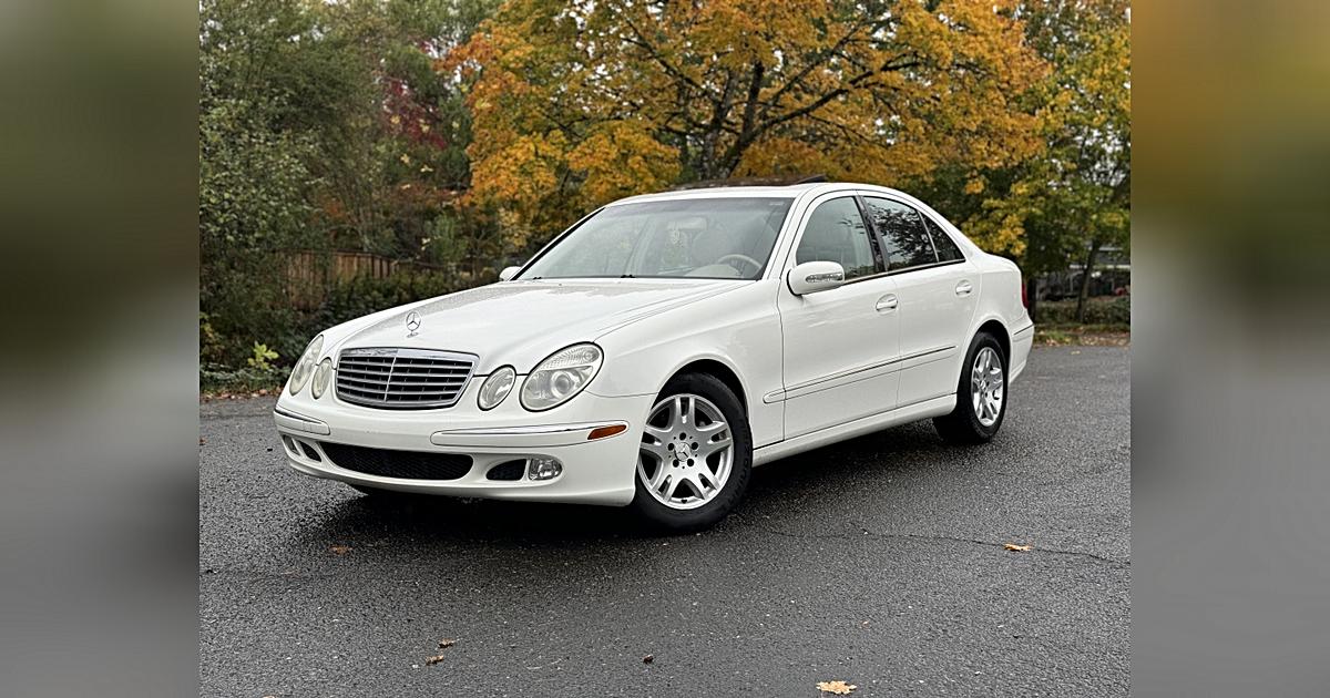 2005 Mercedes-Benz E-Class E320