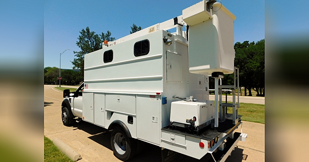 2008 Ford Super Duty F-550 DRW , 35ft. SPLICING / BUCKET TRUCK