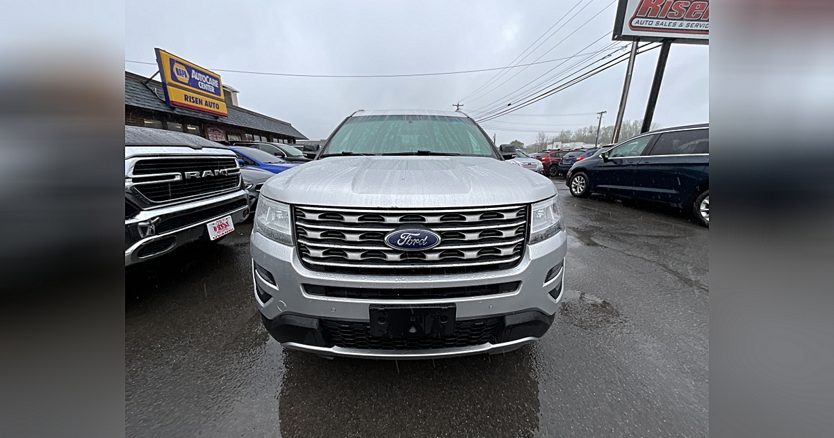 2016 Ford Explorer 4WD 4dr XLT
