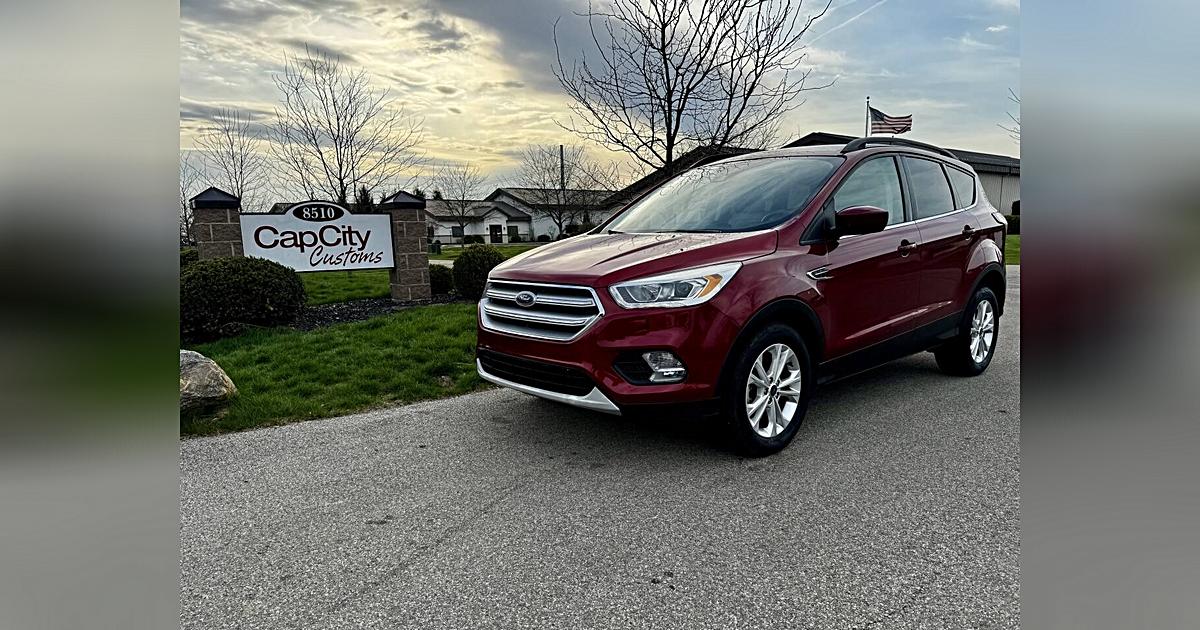 2018 Ford Escape SEL FWD