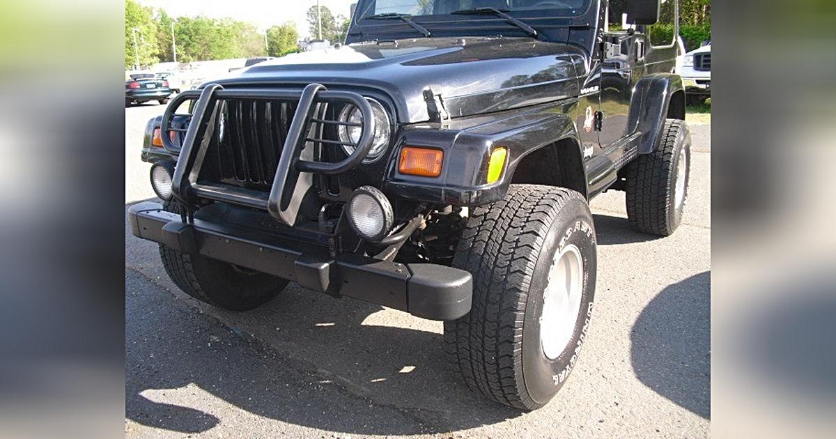 2002 Jeep Wrangler 2dr Sahara