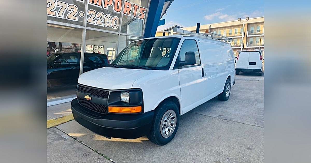 2009 Chevrolet Express Work Van