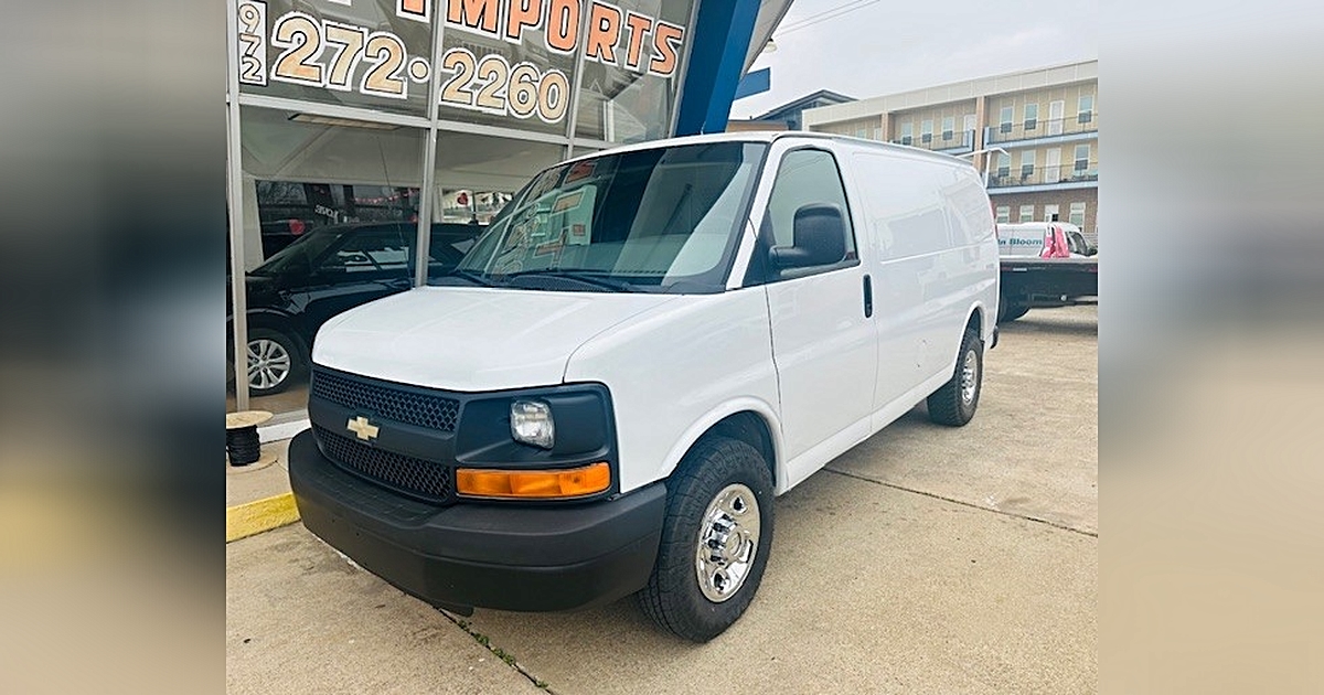 2010 Chevrolet Express Work Van
