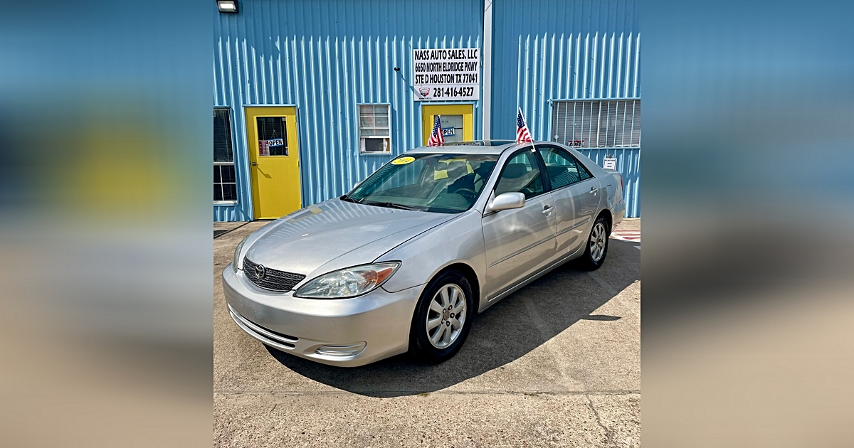 2004 Toyota Camry 4dr Sdn LE V6 Auto (Natl)