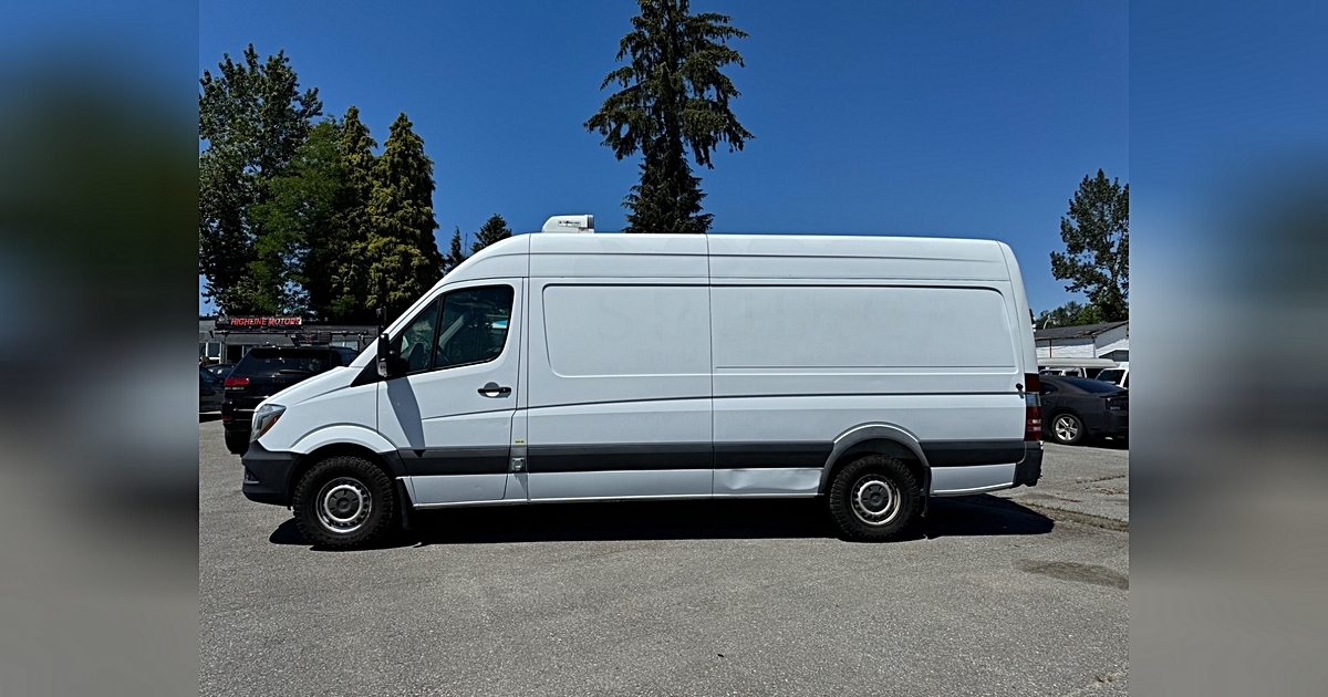2017 Mercedes-Benz Sprinter Cargo Vans 2500 V6 170