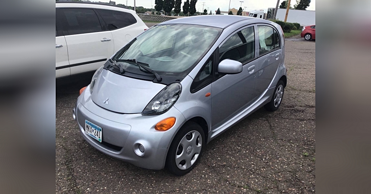 2012 Mitsubishi i-MiEV ES 4dr Hatchback