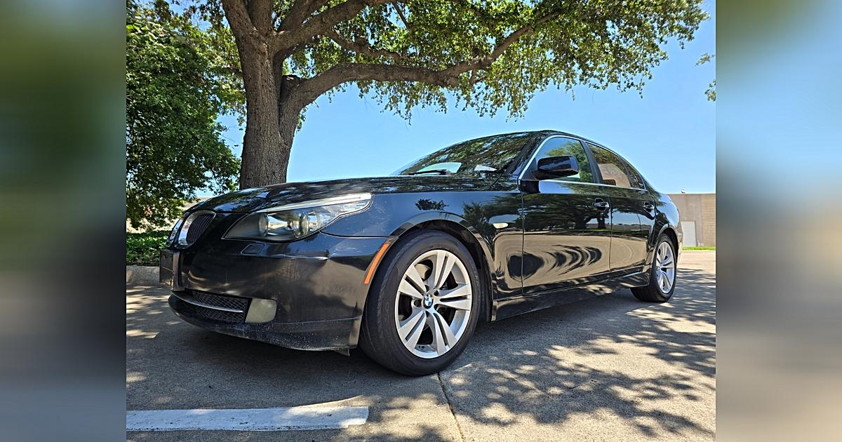 2009 BMW 5-Series 4dr Sdn 528i RWD