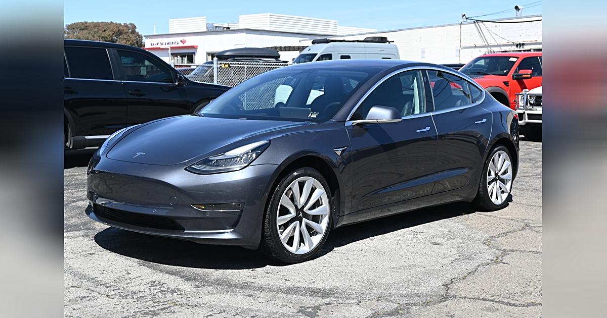 2018 Tesla Model 3 Long Range AWD LOW 36k Miles!