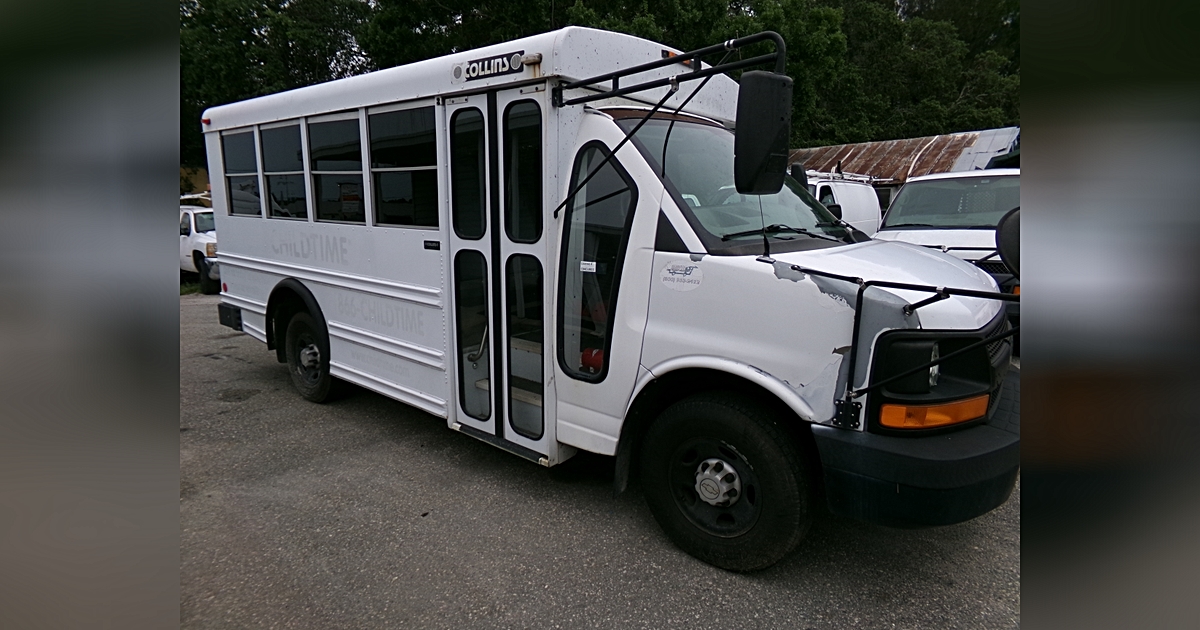 Five O Motors Inc 2007 CHEVROLET EXPRESS 3500 DAYCAE SHUTTLE BUS | Auto ...