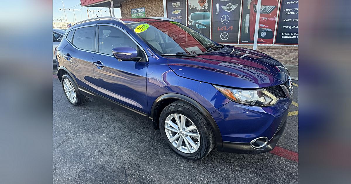 redline 2018 Nissan Rogue Sport SV | Auto dealership in Texas, DALLAS
