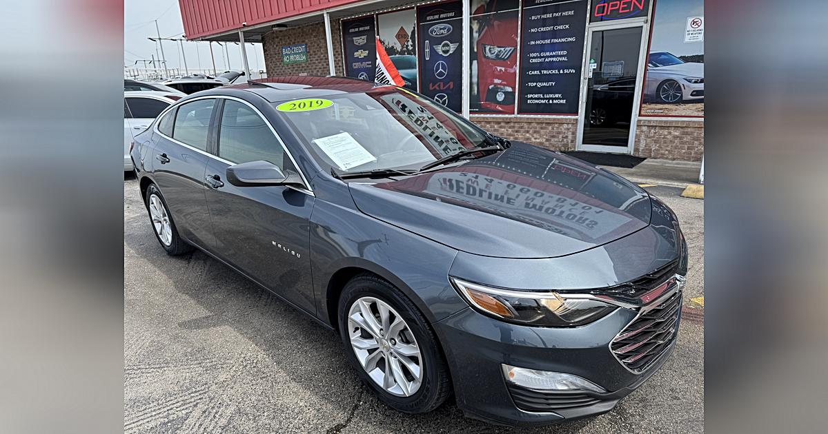redline 2019 Chevy Malibu | Auto dealership in Texas, DALLAS