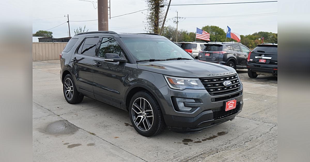 2016 Ford Explorer 4WD 4dr Sport