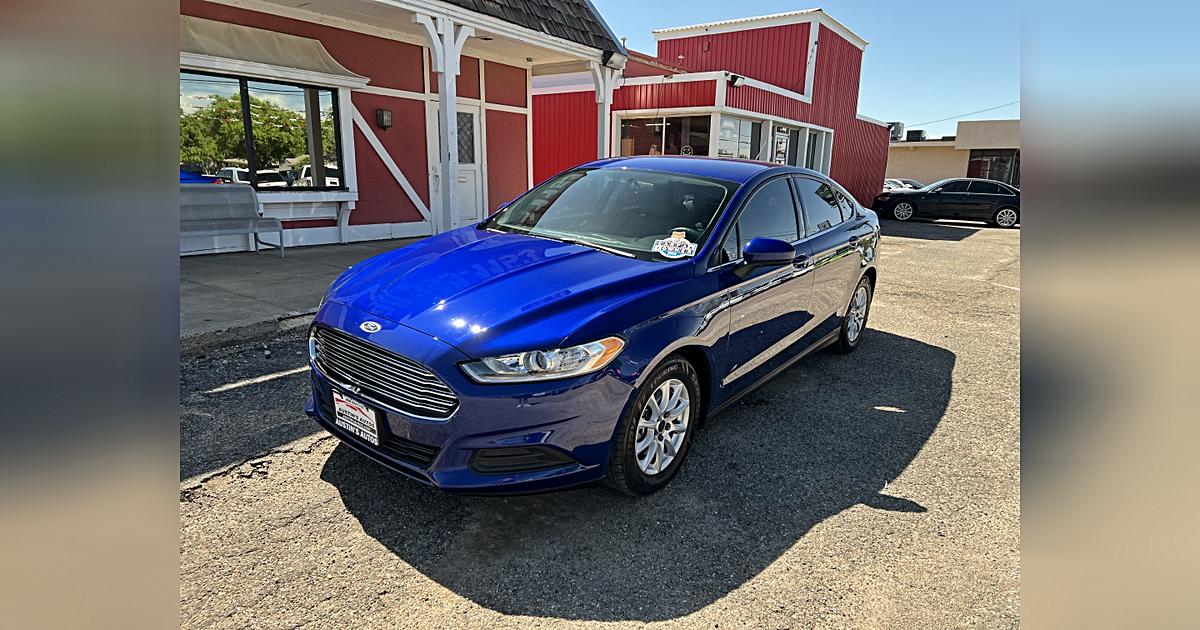 AUSTINS AUTOS 2016 Ford Fusion 4dr Sdn S FWD | Auto dealership in Texas ...