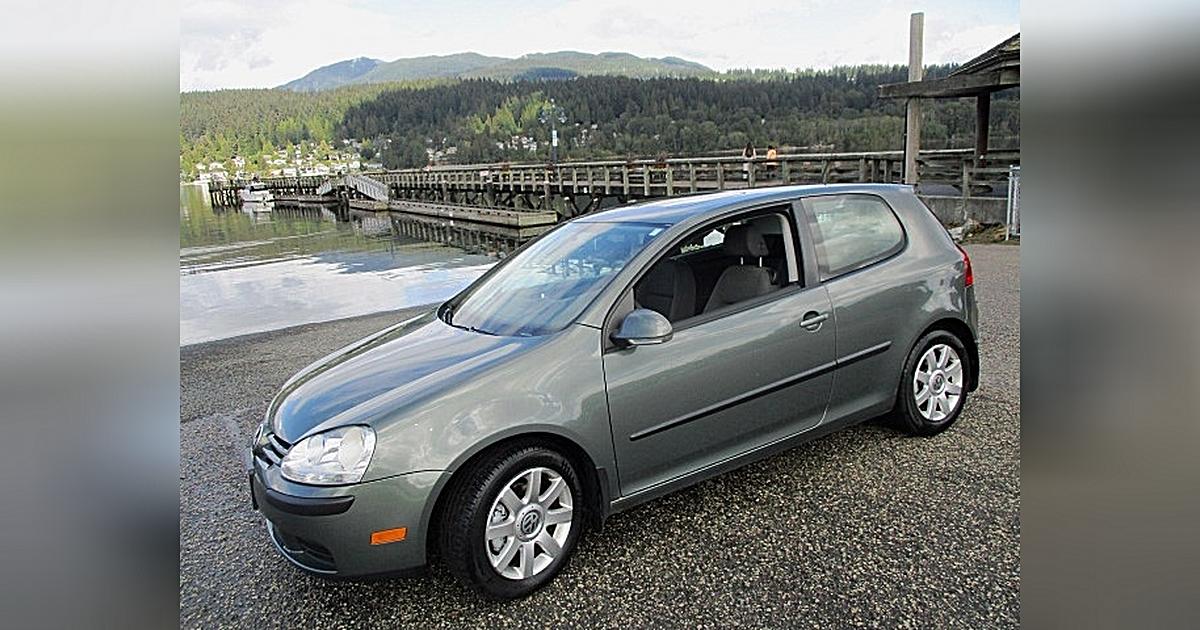 2008 Volkswagen Rabbit 2dr HB Auto Trendline