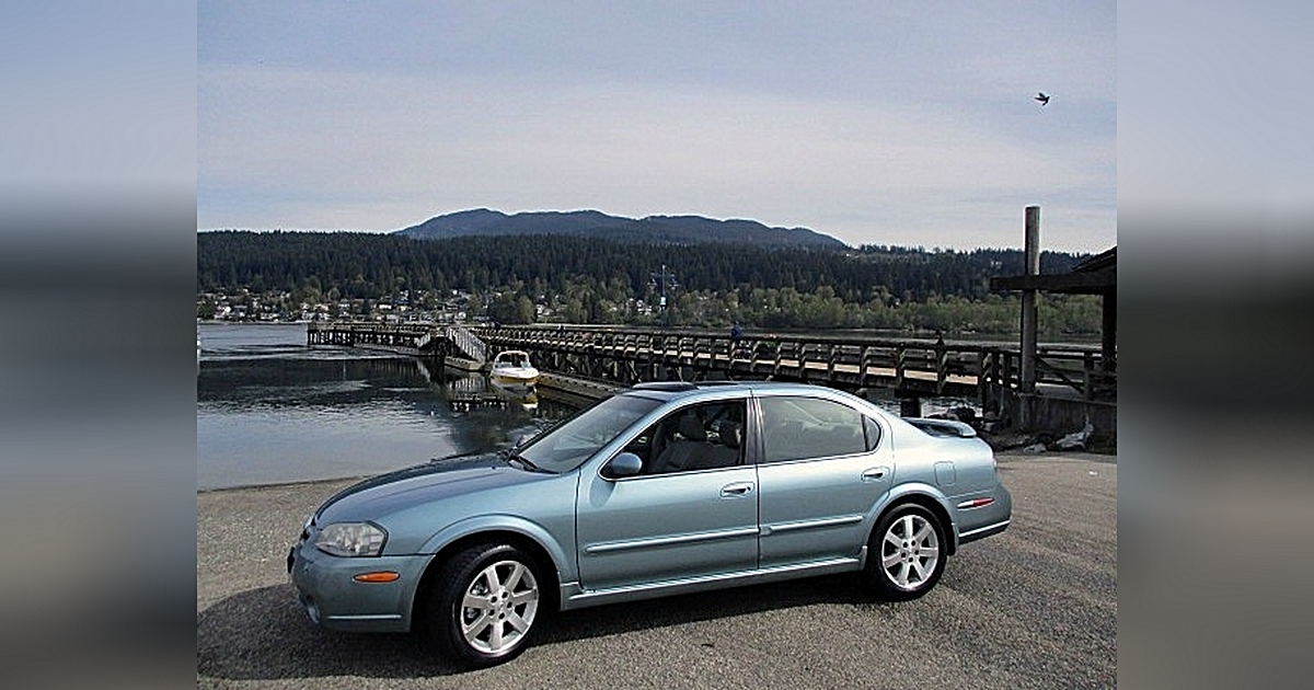 2002 Nissan Maxima 4dr Sdn GLE
