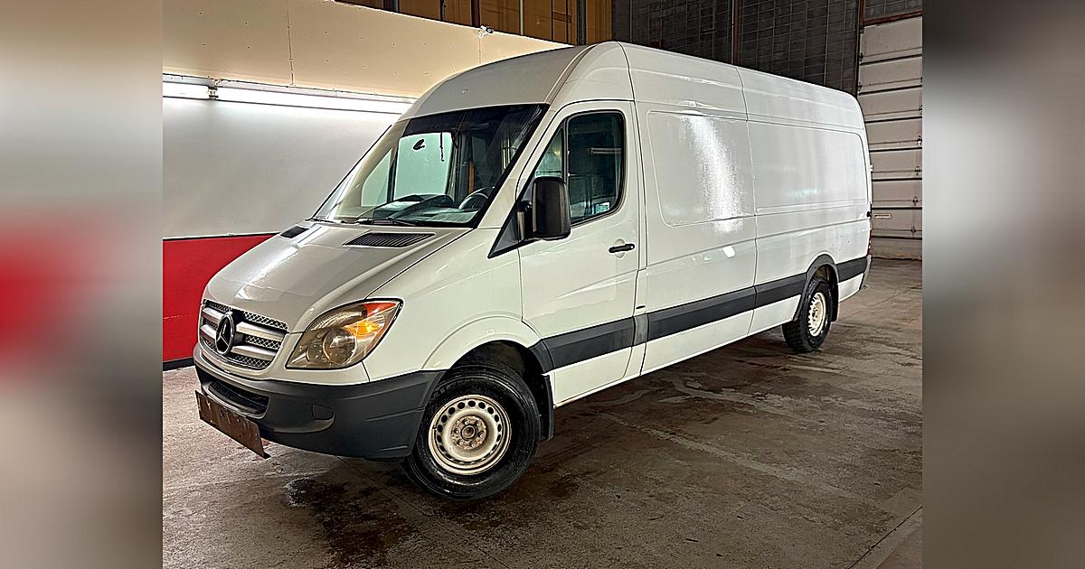 original owner autos 2012 MERCEDES-BENZ SPRINTER 2500 | Auto dealership ...