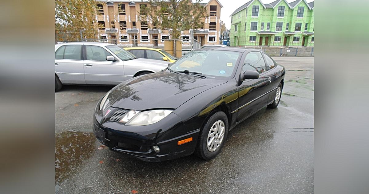 TALA AUTO SELECT INC 2004 Pontiac Sunfire 2dr Cpe SL | Auto dealership ...