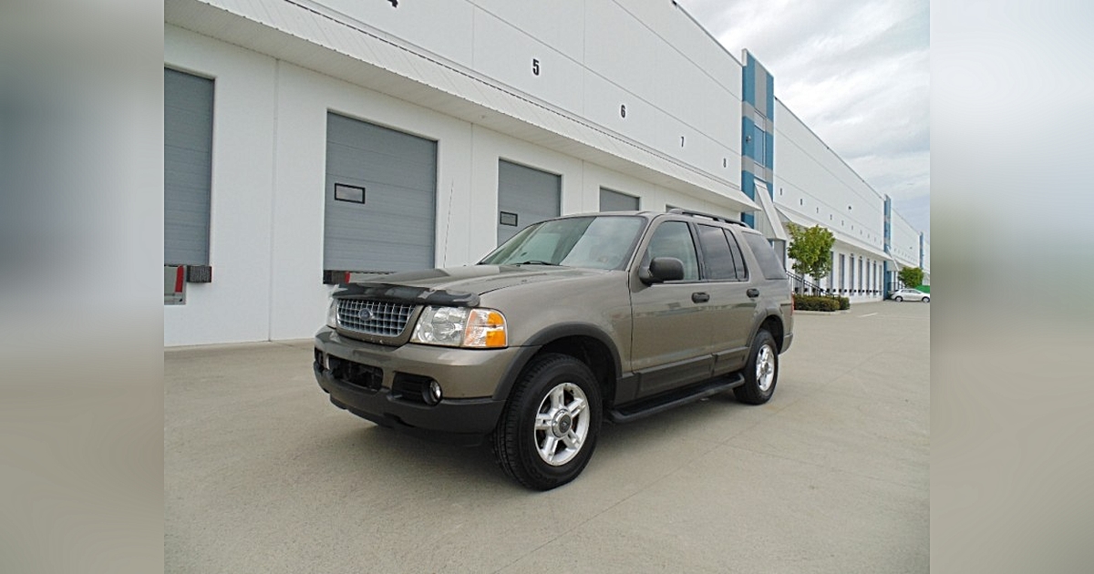 2003 Ford Explorer 4dr 114 WB 4.0L XLT 4WD