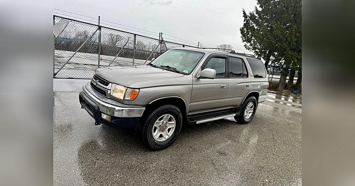 2001 Toyota 4Runner SR5 4WD AUTOMATIC A/C LEATHER MOONROOF ALLOYS