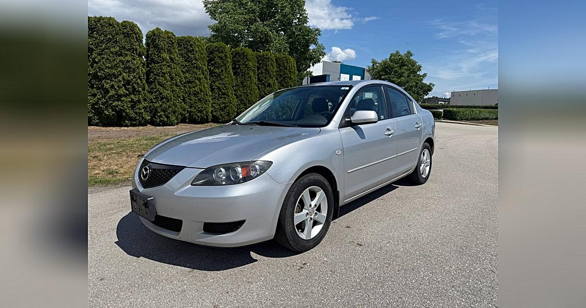 2006 Mazda MAZDA3 5 SPEED MANUAL A/C LOCAL BC