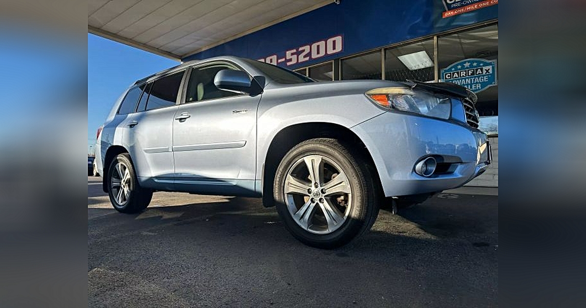 2009 Toyota Highlander Sport SUV 4D