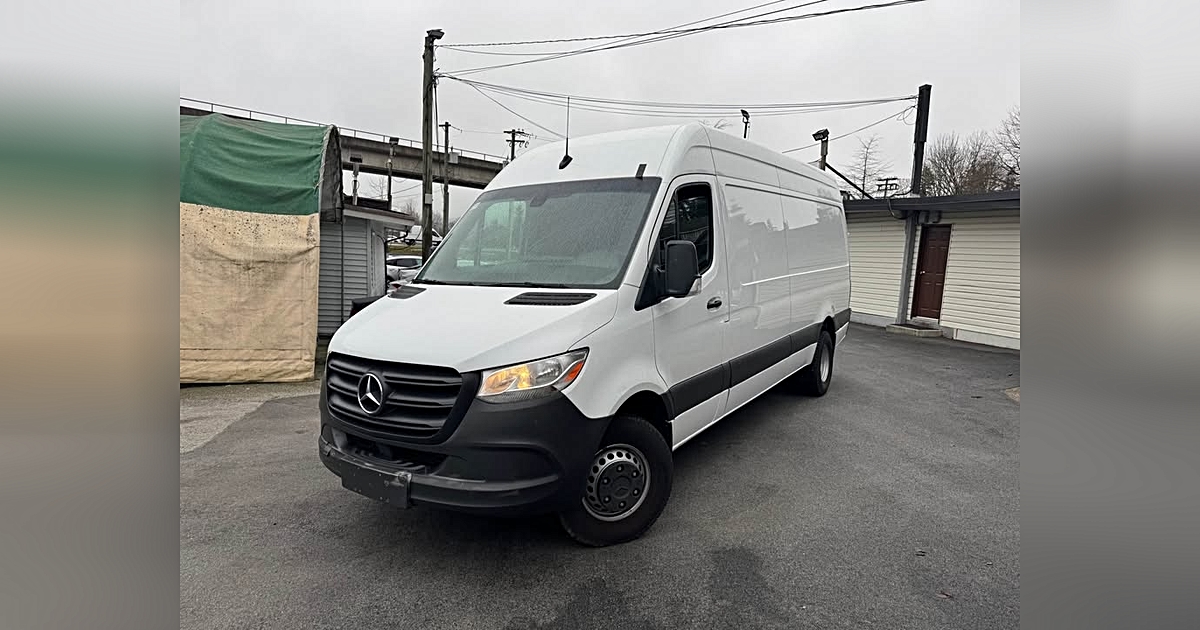 APNA MOTORS LTD 2019 Mercedes-Benz Sprinter 3500 High Roof V6 DUALLY ...