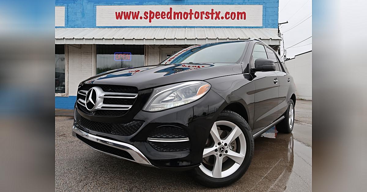 2017 MERCEDES-BENZ GLE 350 RWD...CARFAX CERTIFIED... WELL KEPT!!!