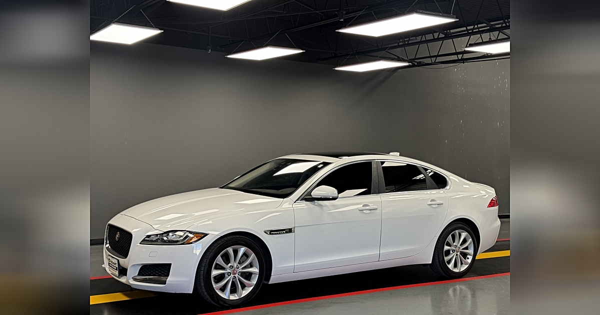 2017 Jaguar XF 20d Premium AWD