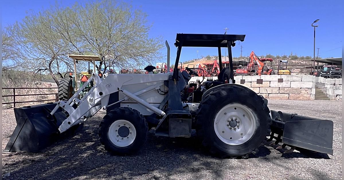 TEREX 650B W/ LOADER & HYDRAULIC BOX SCRAPER