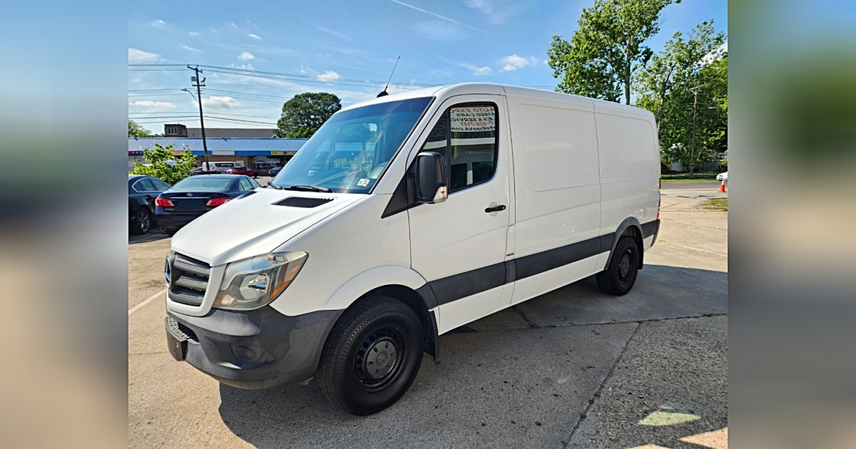 2016 Mercedes-Benz Sprinter Cargo Vans RWD 2500 144