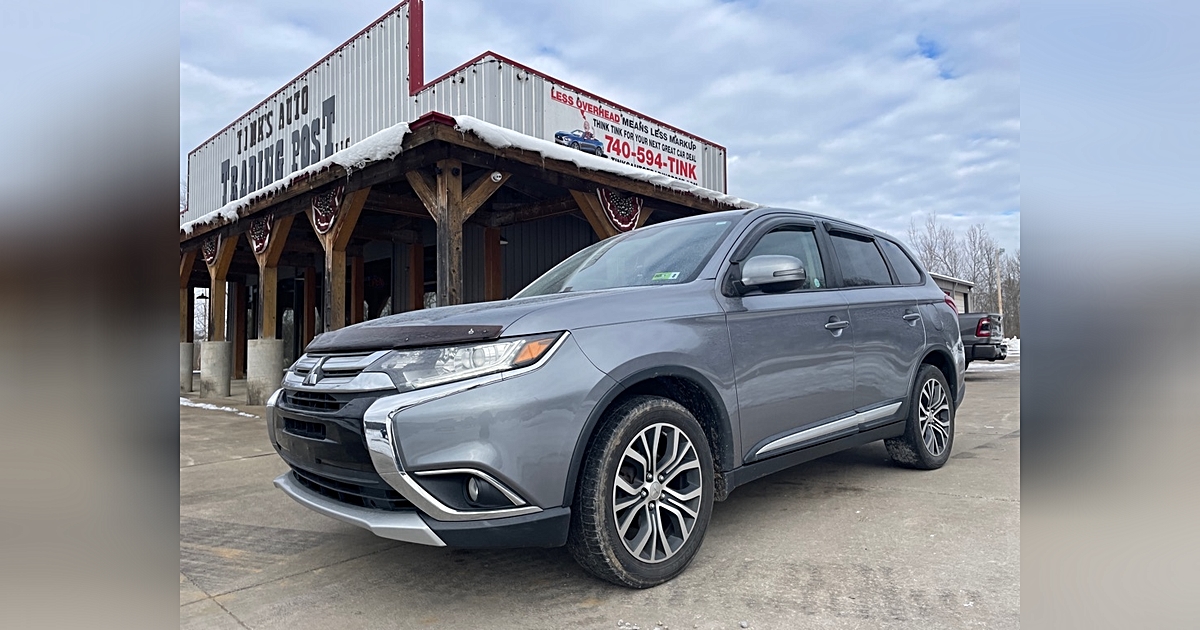 Tinks Auto Trading Post LLC 2017 MITSUBISHI OUTLANDER SE | Auto ...